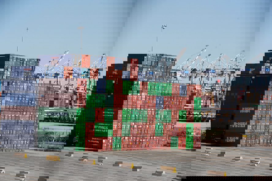 U.S. Officials Look to Pop-Up Container Yards to Ease Congestion, Boost ...