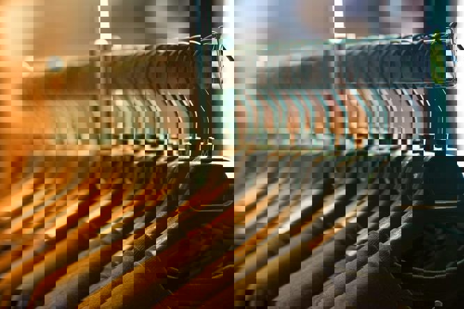 What is Garment on Hanger (GOH) shipping? | SEKO Logistics